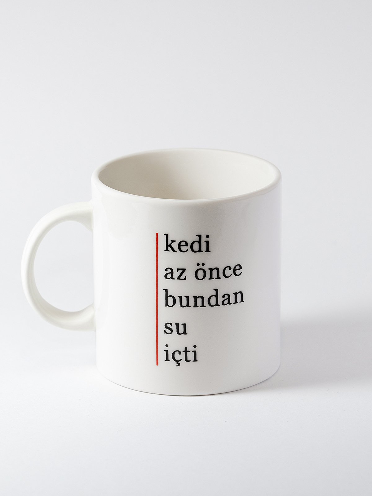 Kupa - kedi az önce bundan su içti